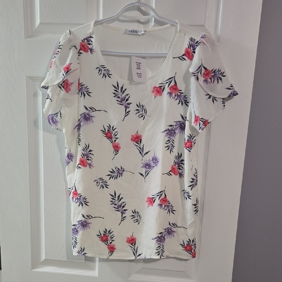 Ricki's | Tops | Rickis White Blouse With Red And Purple Floral Design ...